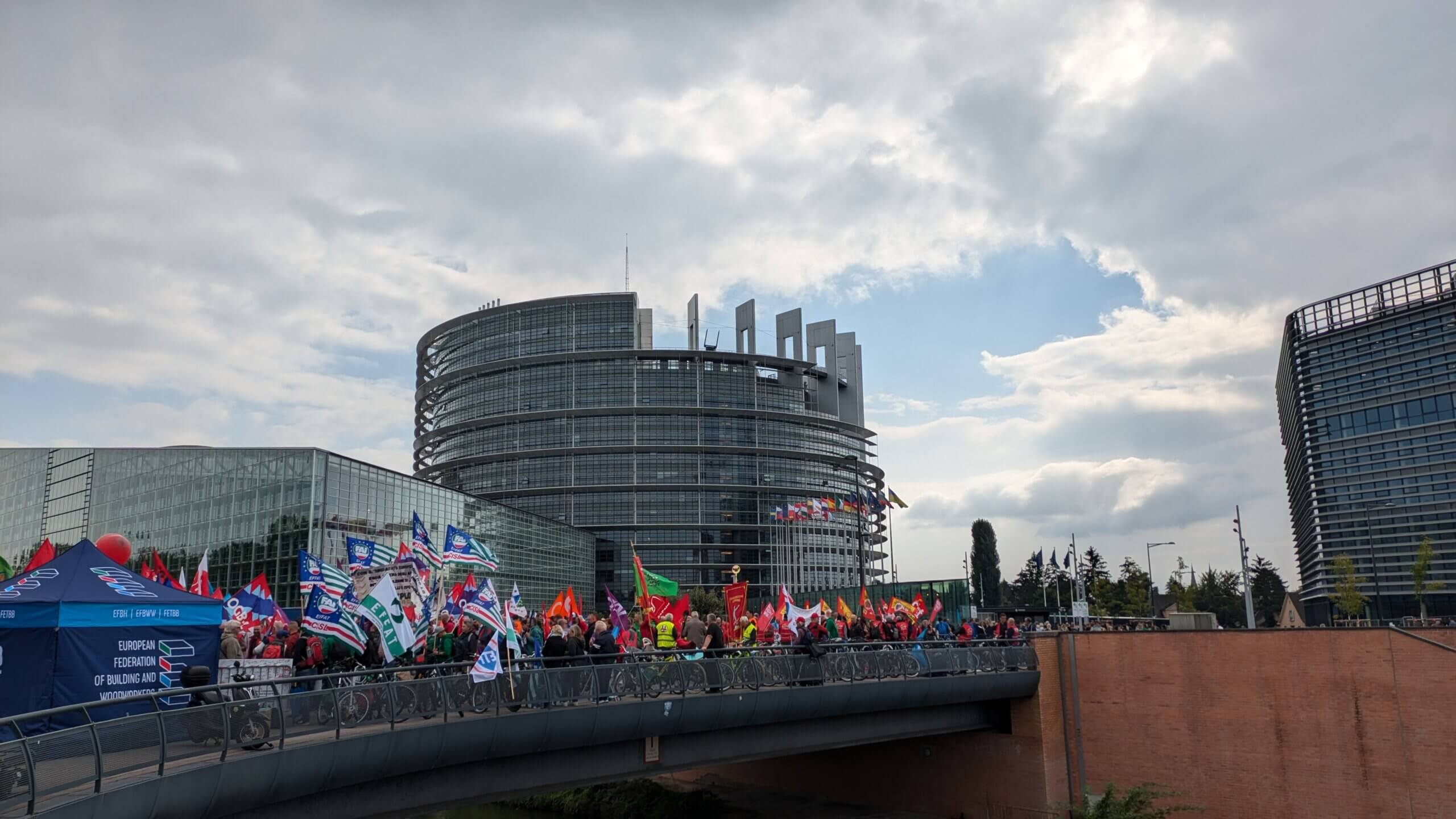 ETF: European Transport Workers' Federation | Hundreds Rally in ...
